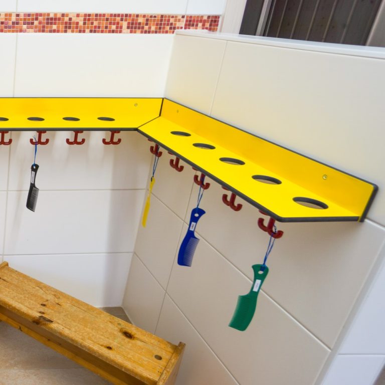 Trespa sanitairwand - Lockersandmore | Dé specialist in sanitaire wanden